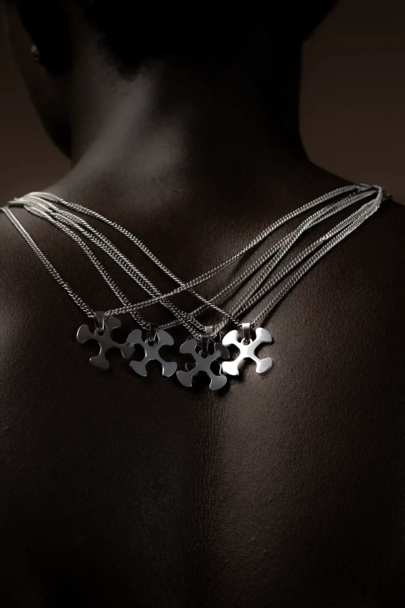 Blbrand Emblem Chain Necklace | BL Brand